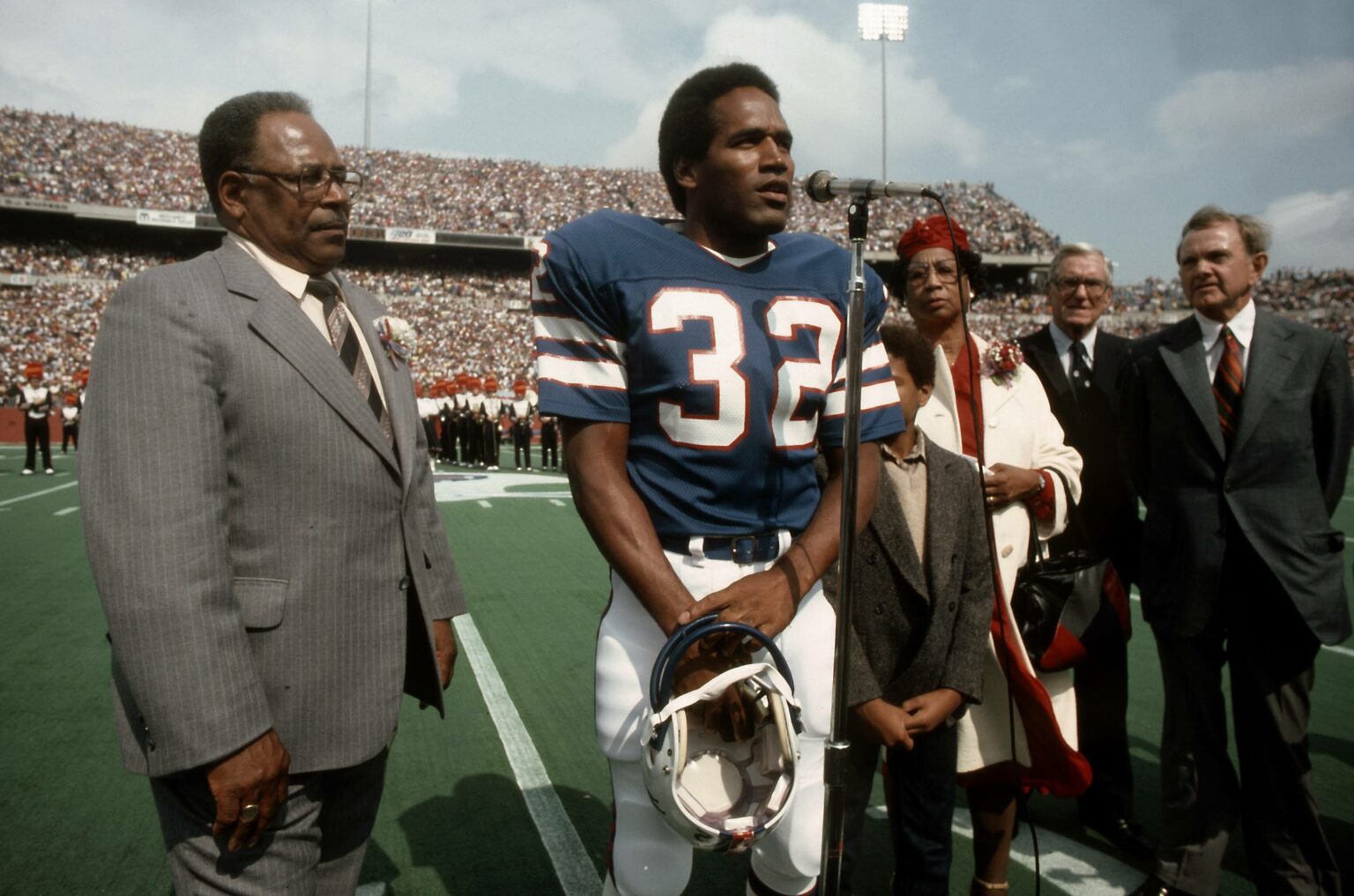 The Life and Highlights of OJ Simpson: A Journey Through Triumph and ...