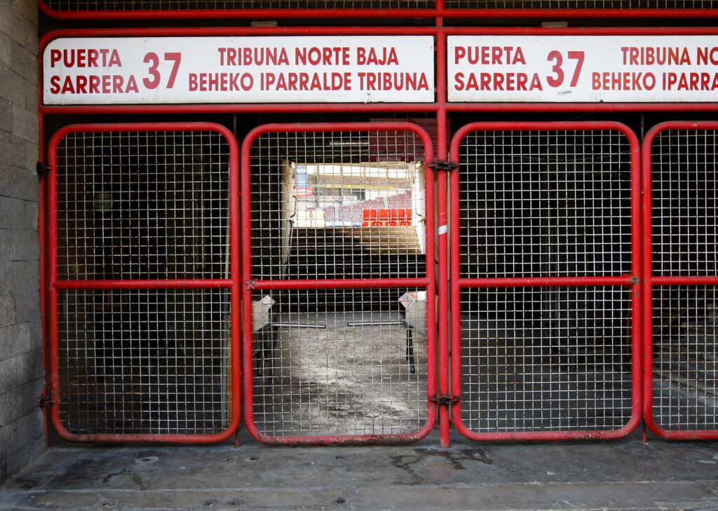 La Fiesta del Fútbol: The Vibrant Spanish Football Culture - The Game ...